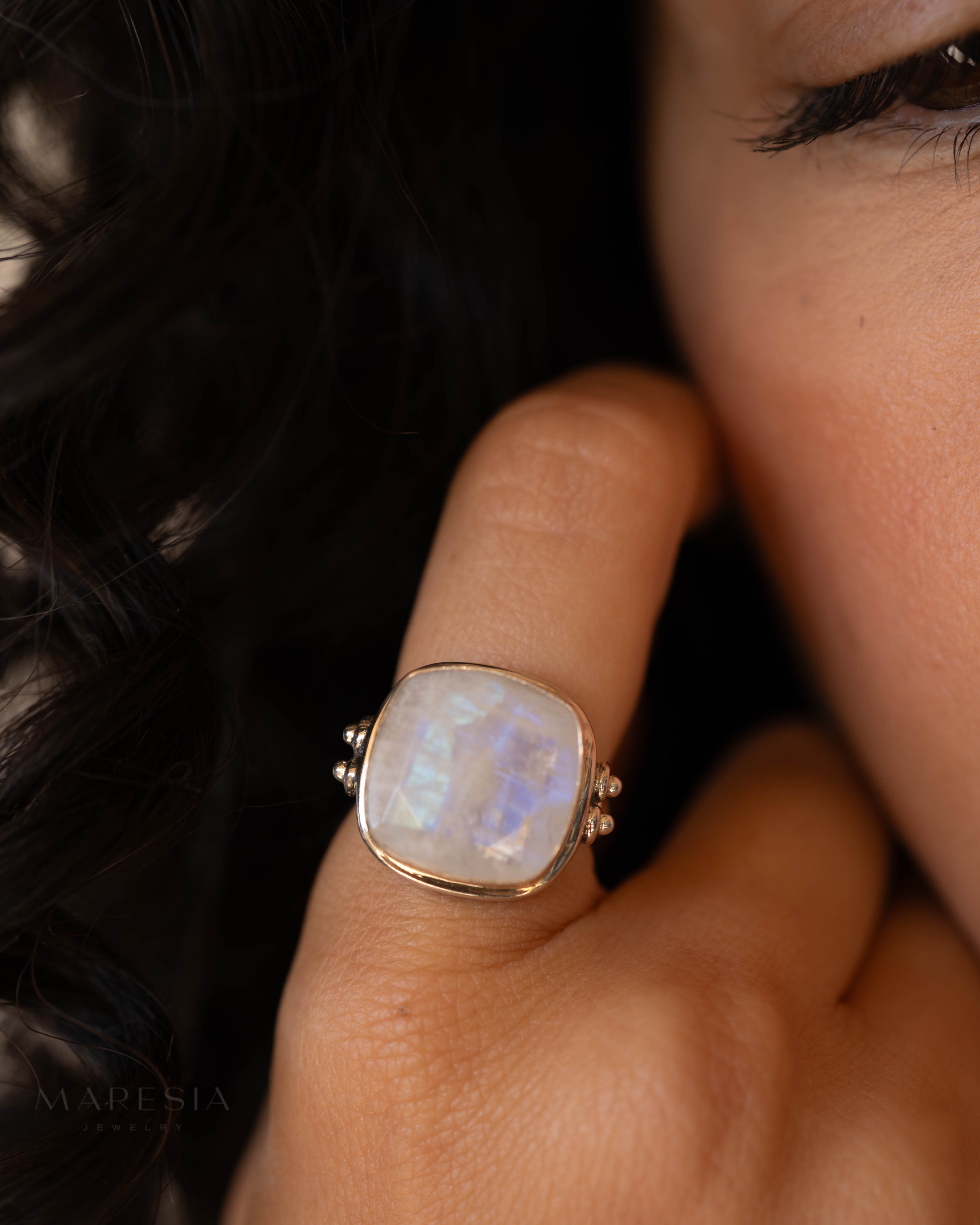 Alice Moonstone Ring ~ Sterling Silver 925 ~MR109 **Best Seller** – Maresia