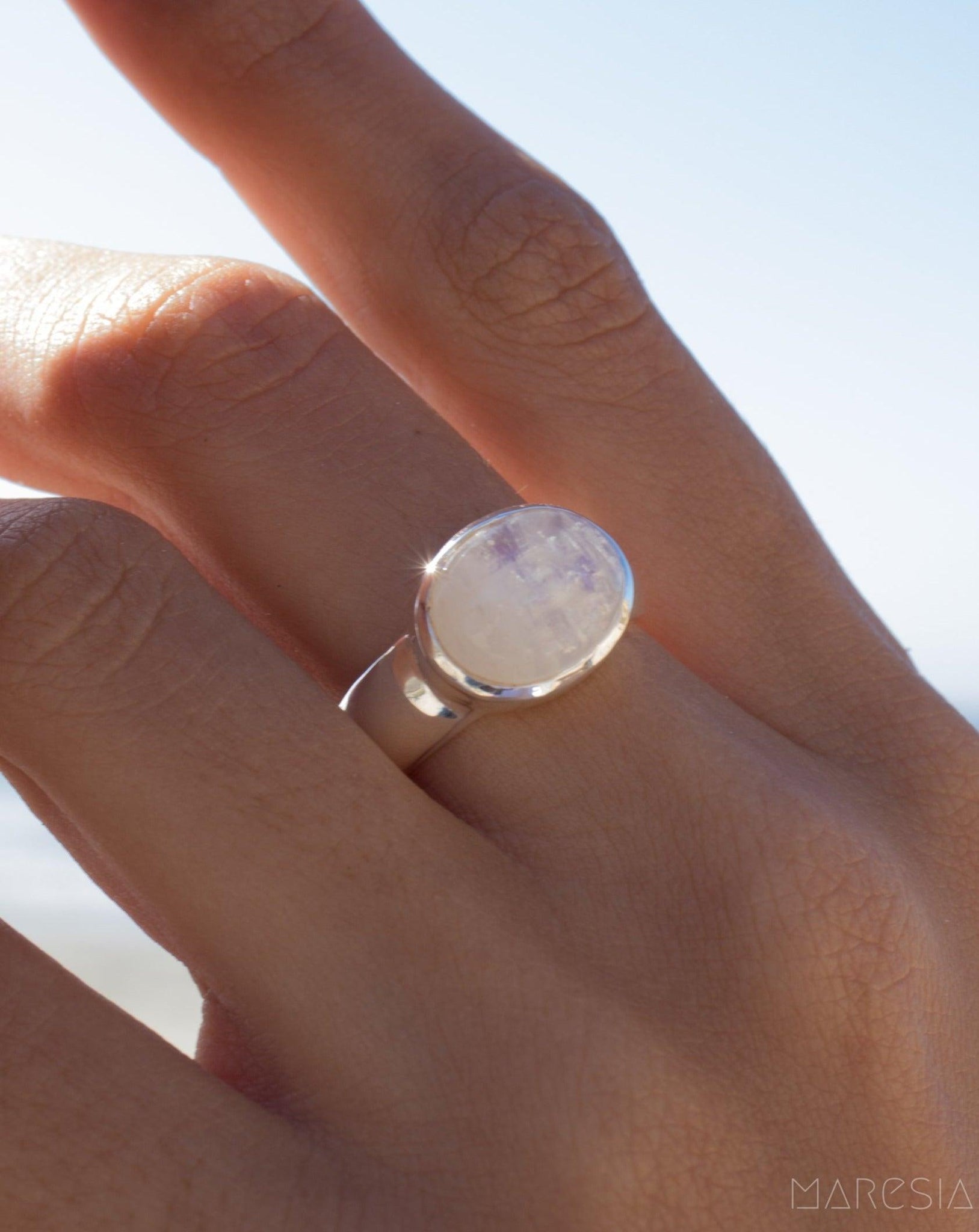 Moonstone Ring ~ Sterling Silver 925 ~MR156 - Maresia Jewelry